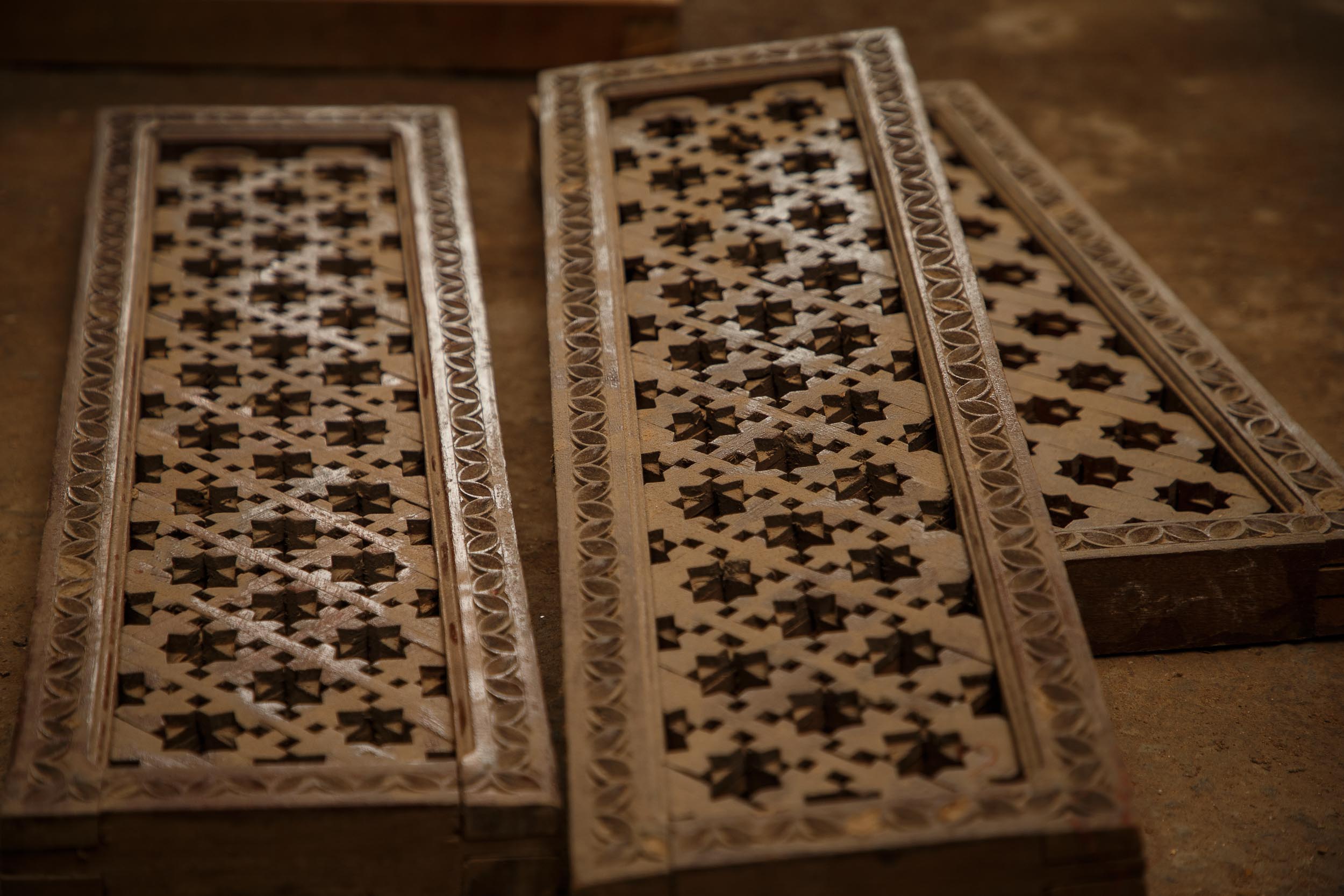 High demand for wooden carved windows (Photo Gallery) - Nepal Minute ...
