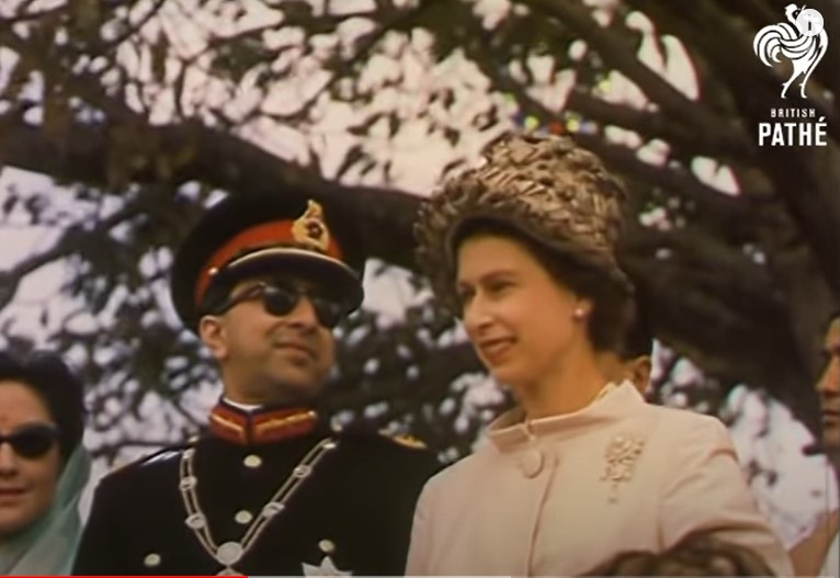 Queen Elizabeth II’s 1961 visit to Nepal (Watch) - Nepal Minute ...