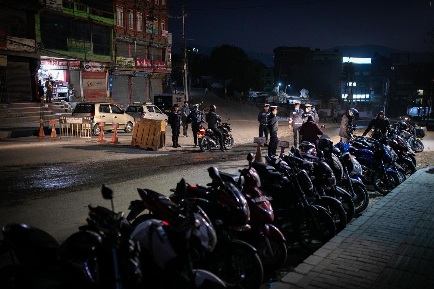 Timing no bar as restaurants look to cash in on soccer excitement ...